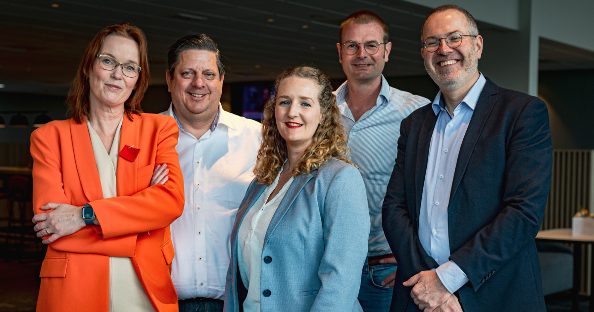 New executive board elected at the AOb | AOb